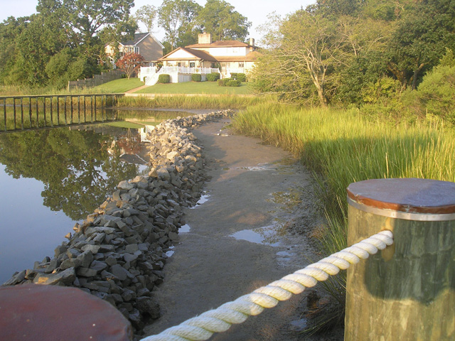 Riprap | Shore erosion control | Hodges & Hodges